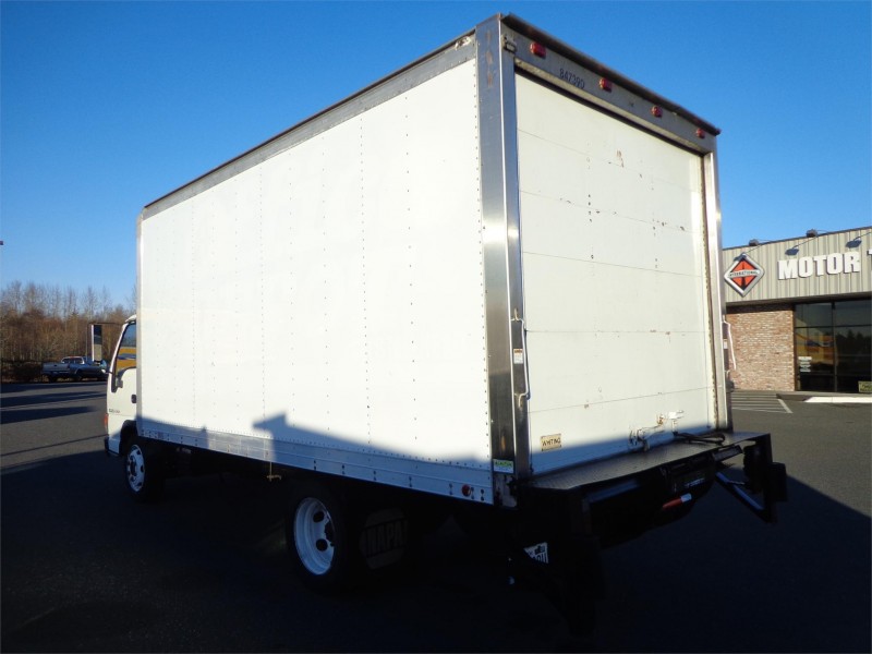 2000 ISUZU NQR | Vehicle Details | macktrucks